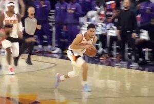 What Is a Double Dribble in Basketball? Rules and How To Avoid - Faces ...